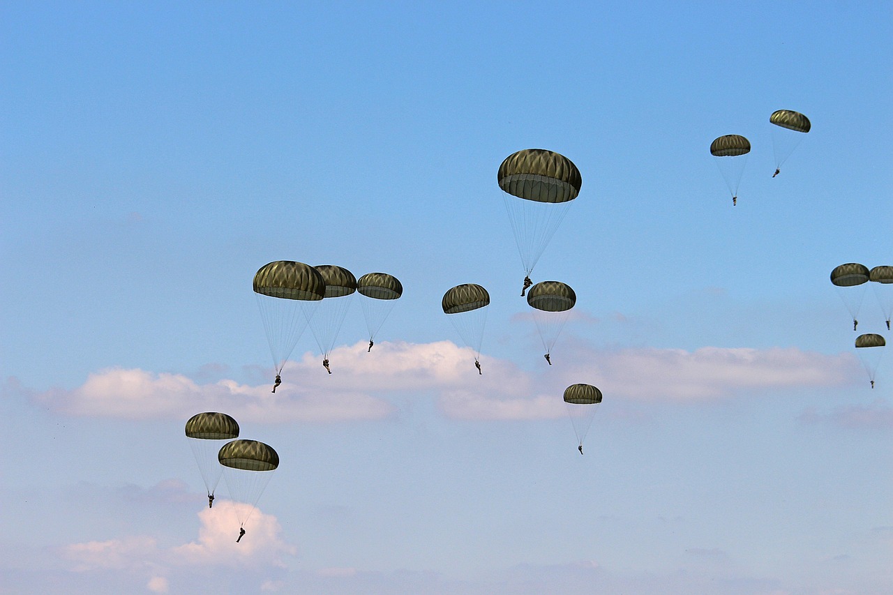 Parachutes Armed Forces Exercise - Free photo on Pixabay - Pixabay