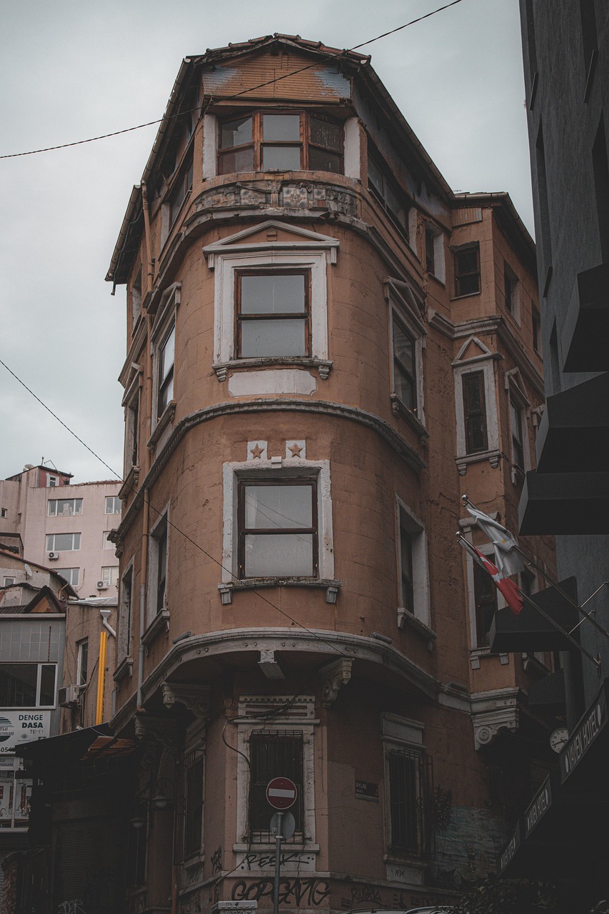 Cross Street Interesting Buildings - Free photo on Pixabay - Pixabay