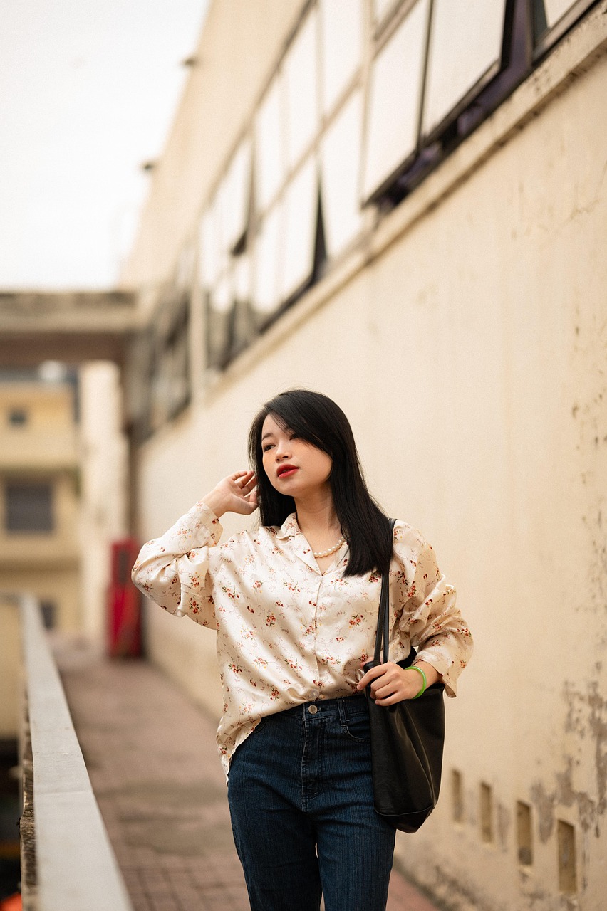 Beautiful Girl Pretty Classic - Free photo on Pixabay