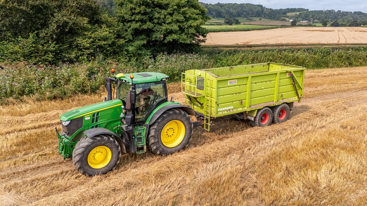 Tractor Agriculture Farm - Free photo on Pixabay - Pixabay