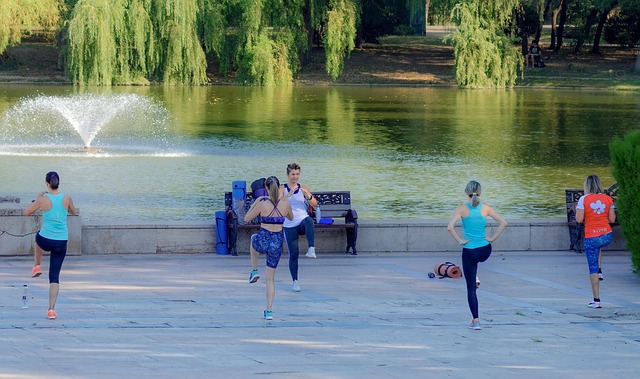 20,000+ Free People Exercising & Gym Images - Pixabay