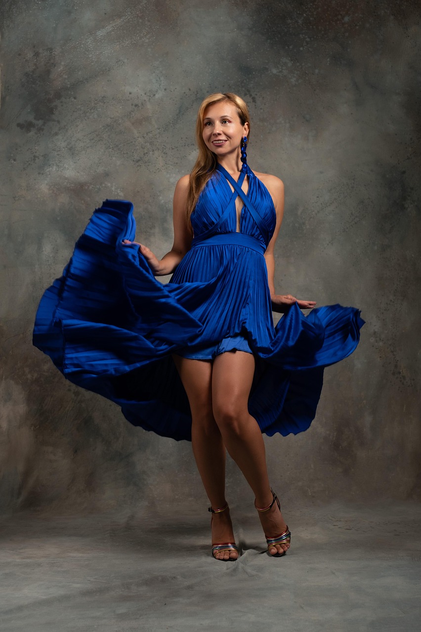 Woman Long Dress Portrait - Free photo on Pixabay - Pixabay