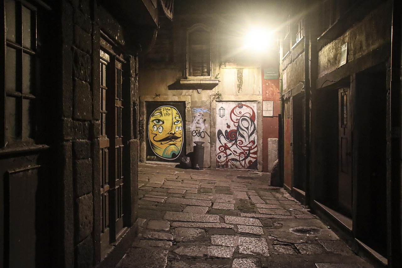 Port Alley Grafitti - Free photo on Pixabay