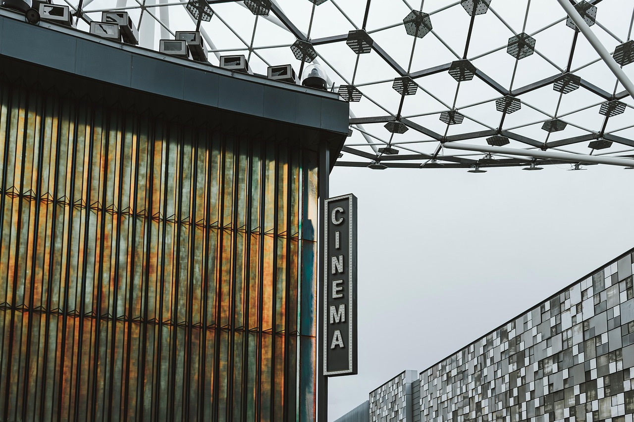 Kino Außen Moderne Architektur - Kostenloses Foto auf Pixabay - Pixabay