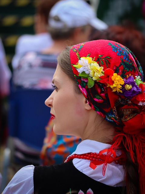 Girl Popular Folklore - Free photo on Pixabay