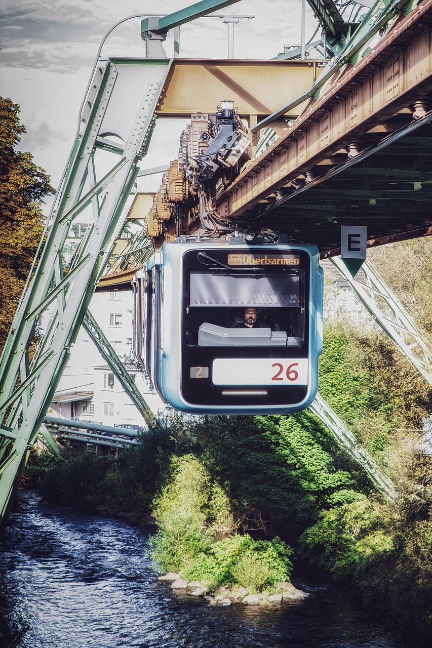 Suspension Railway Train - Free photo on Pixabay