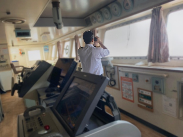 Ship Captain Officer Bridge - Free photo on Pixabay