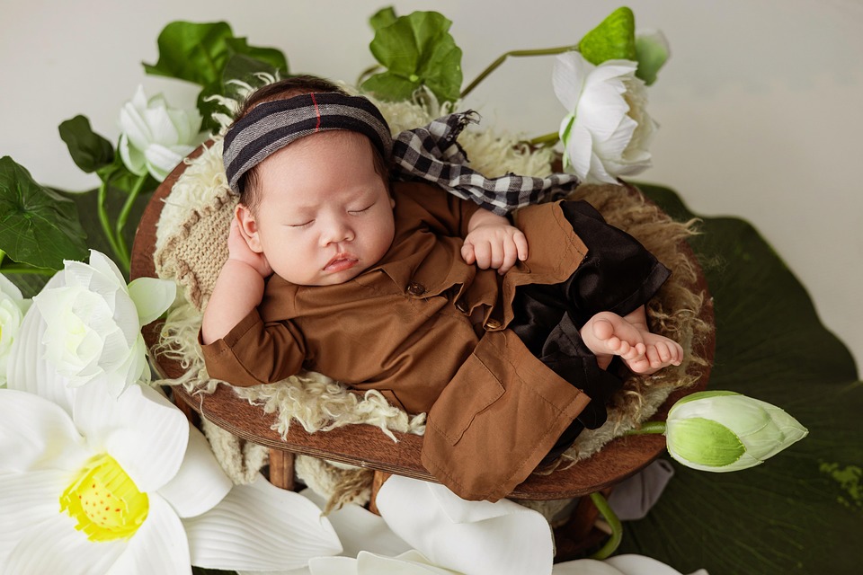 Newborn Photography Infant Flowers - Free photo on Pixabay