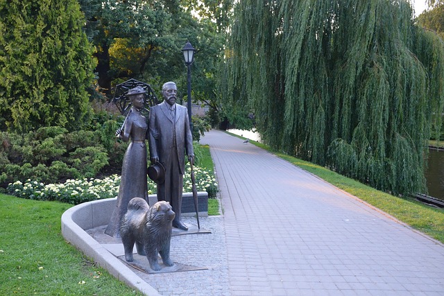 Park Statue Trees - Free photo on Pixabay