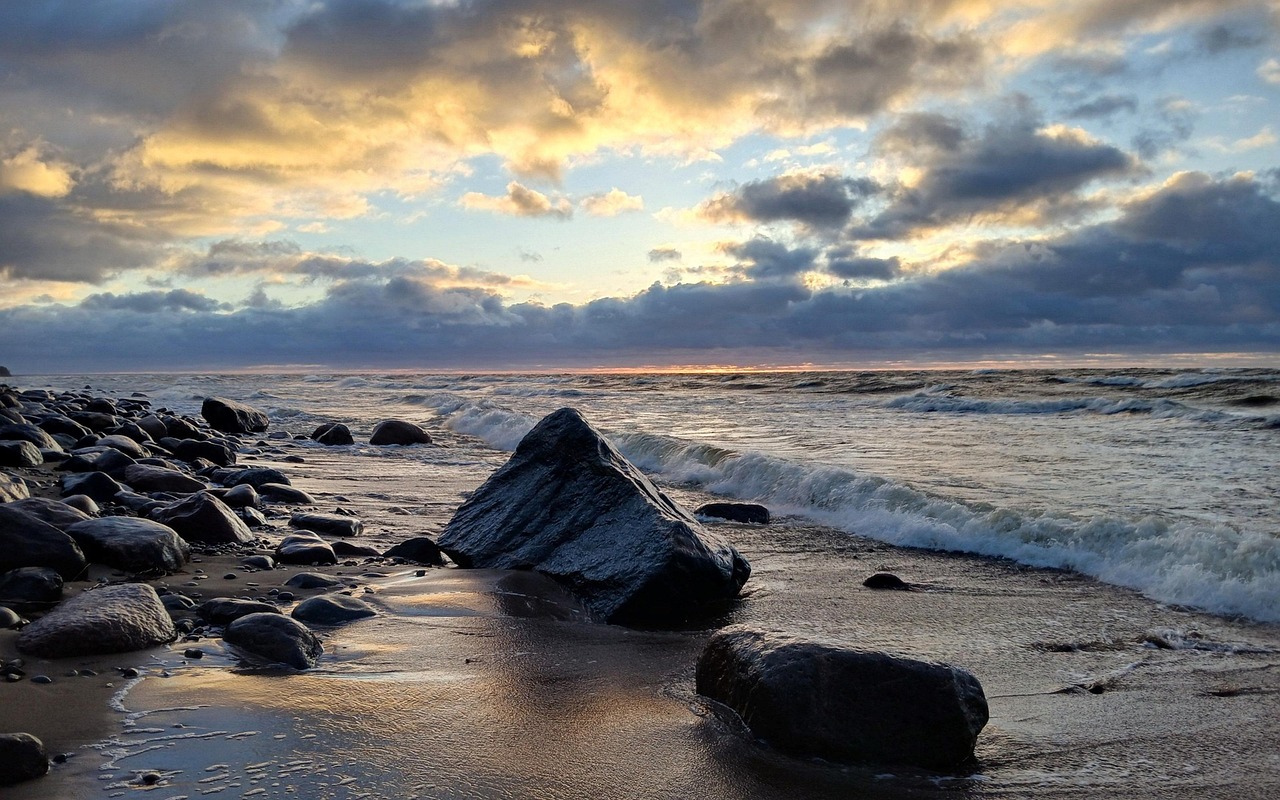 Playa Letonia Rocas - Foto gratis en Pixabay