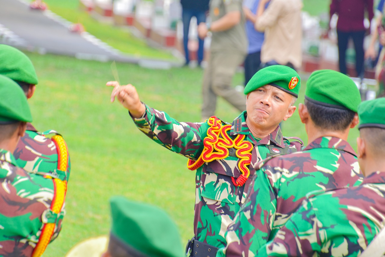 Comandante Soldado Militares - Foto gratuita no Pixabay