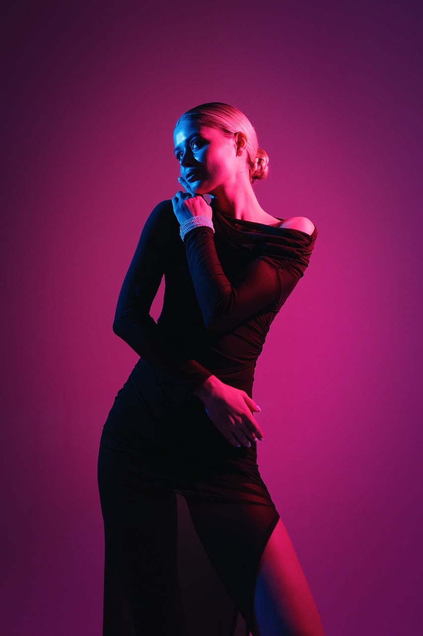 Fashion Editorial Model Studio - Free photo on Pixabay
