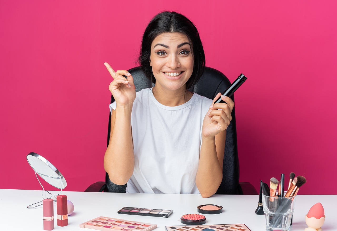 Woman Makeup Cosmetics - Free photo on Pixabay