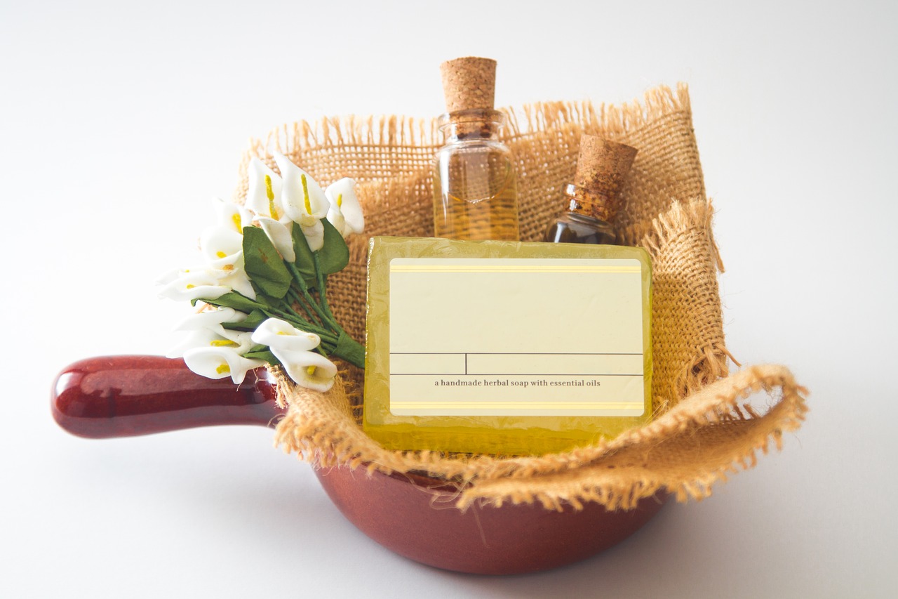 Essential Oil Handmade - Free photo on Pixabay