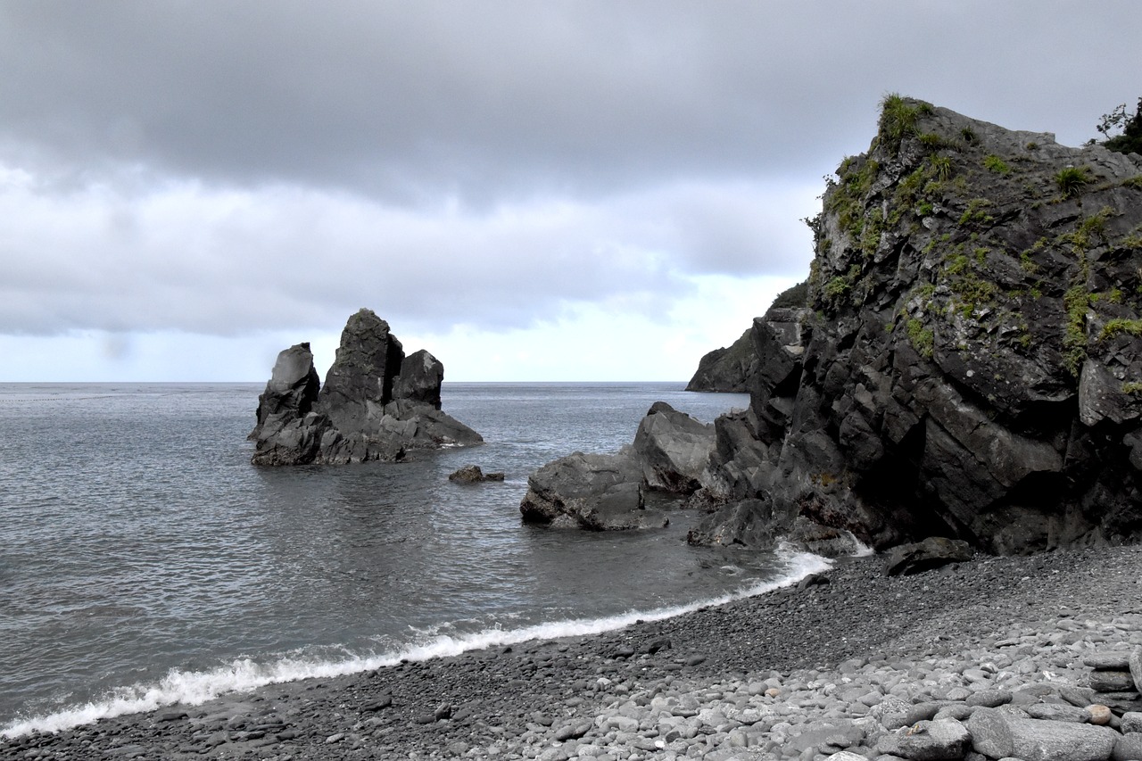 Beach Ocean Strange Stones - Free photo on Pixabay