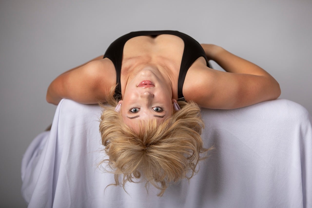 Woman Blonde Upside Down - Free photo on Pixabay