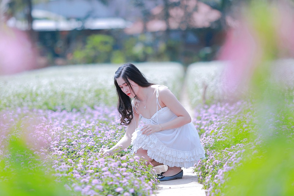 Woman Model Flowers - Free photo on Pixabay