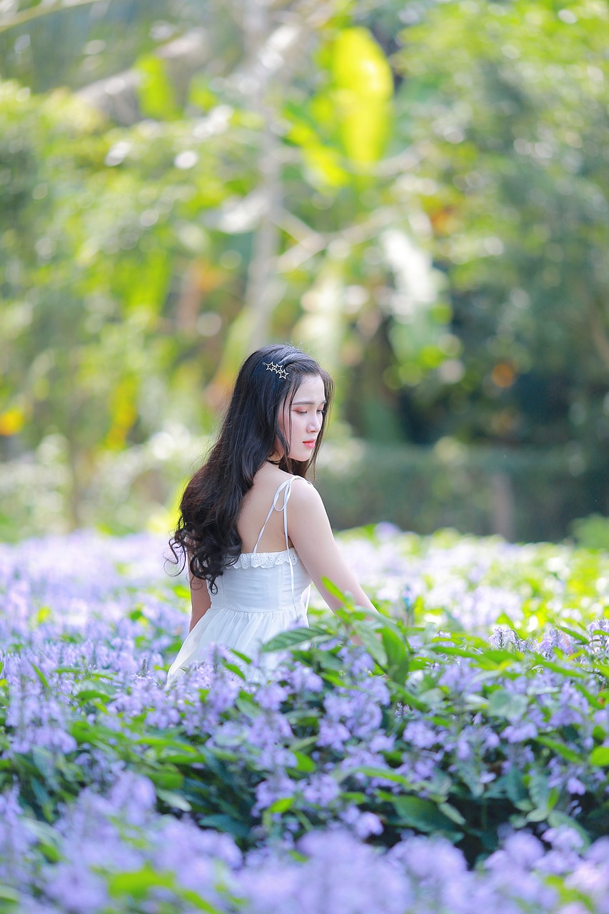 Woman Model Flowers - Free photo on Pixabay