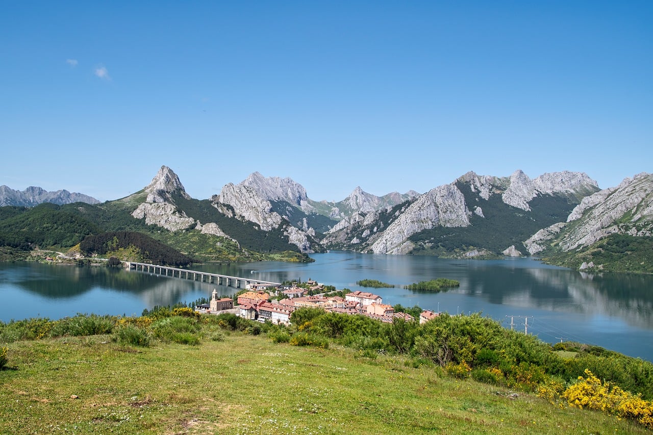 Landscape People Moutains - Free photo on Pixabay