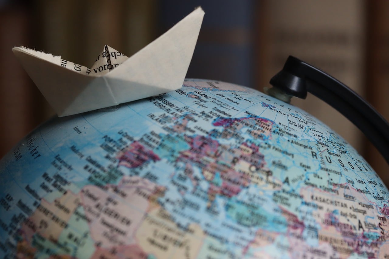 10,000+ Free Explore The World & World Images - Pixabay