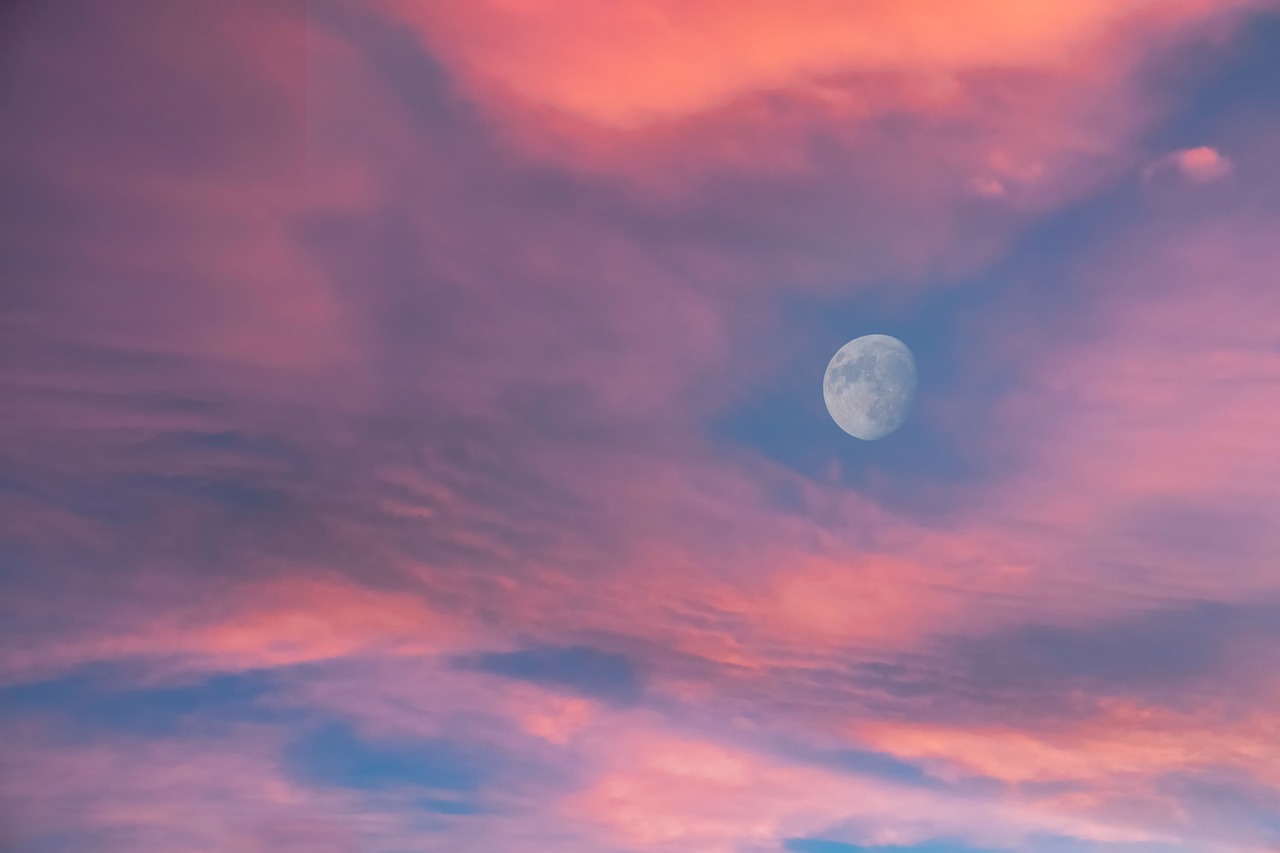 Darling Clouds Moon - Free photo on Pixabay