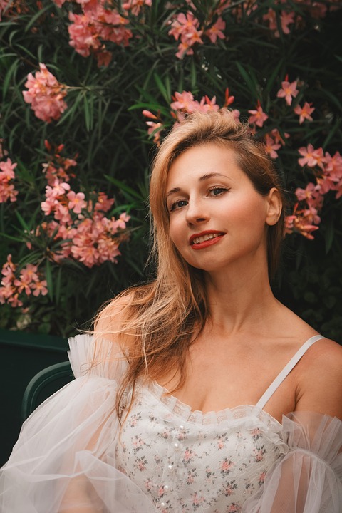 Woman Model Flowers - Free photo on Pixabay