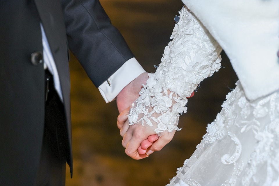 Bruiloft Hand Vasthouden - Gratis foto op Pixabay