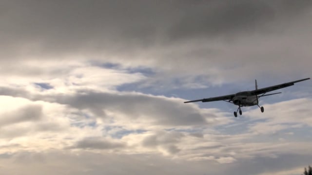 Aeroplane Videos: Watch HD & 4K Clips of Flying Aeroplanes & Aeroplane ...