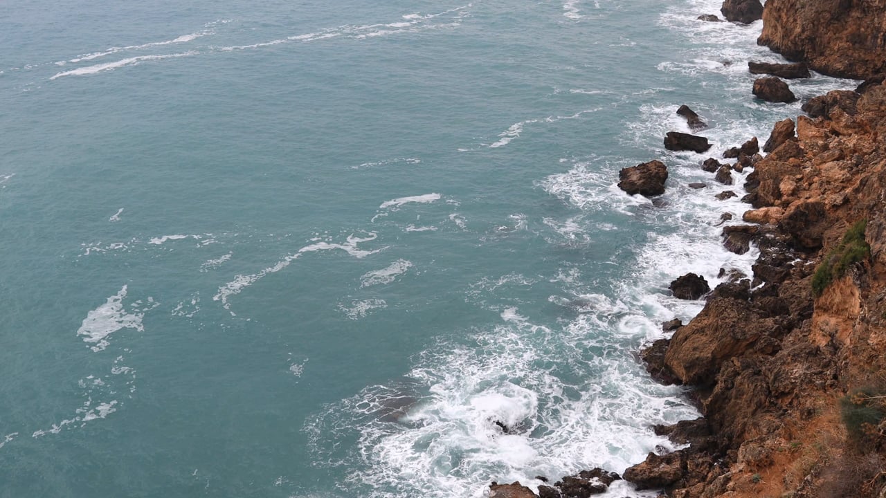 Cliff, Dramatic, Beach. Free Stock Video - Pixabay