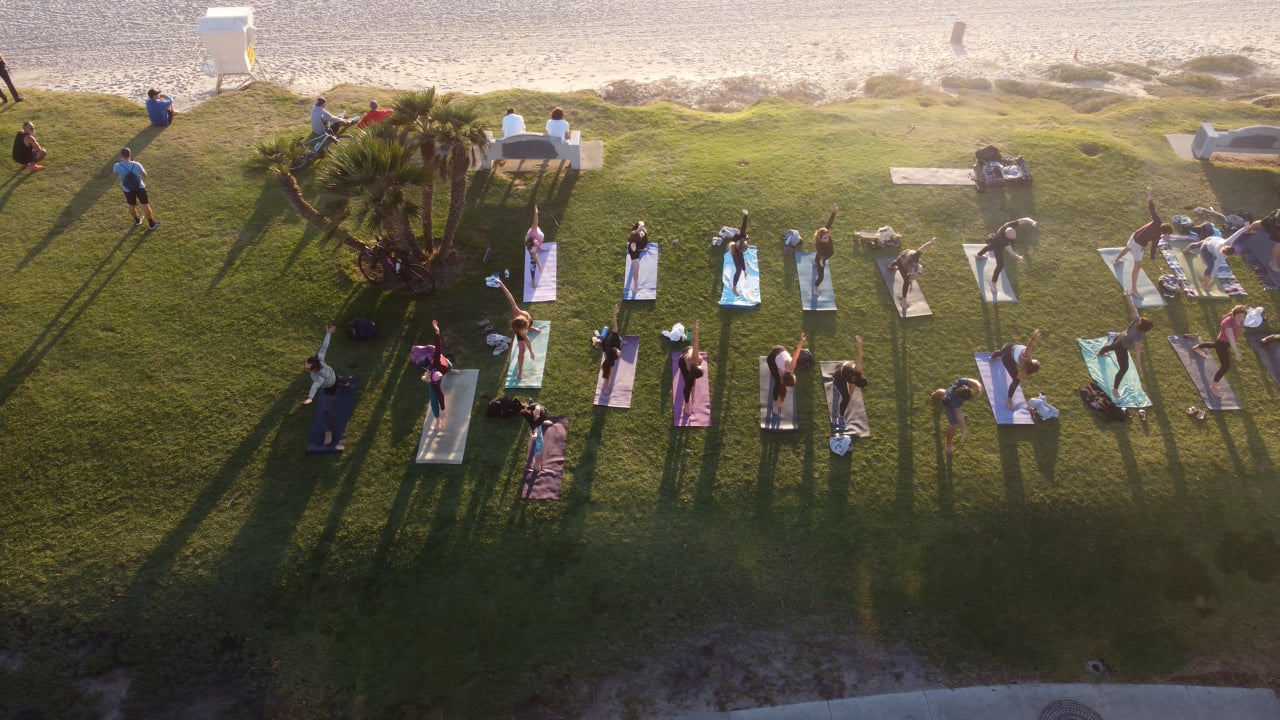 Beach, Yoga, Ocean. Free Stock Video - Pixabay