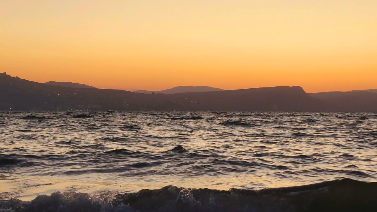 People Looking At The Sky Videos: Download 13,202+ Free 4K & HD Stock Footage Clips - Pixabay