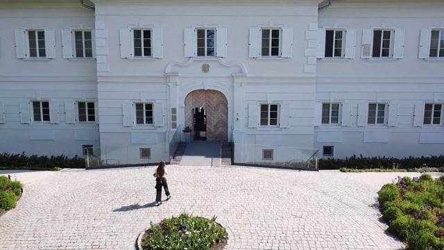 Castle Girl Chateau Free Stock Video Pixabay