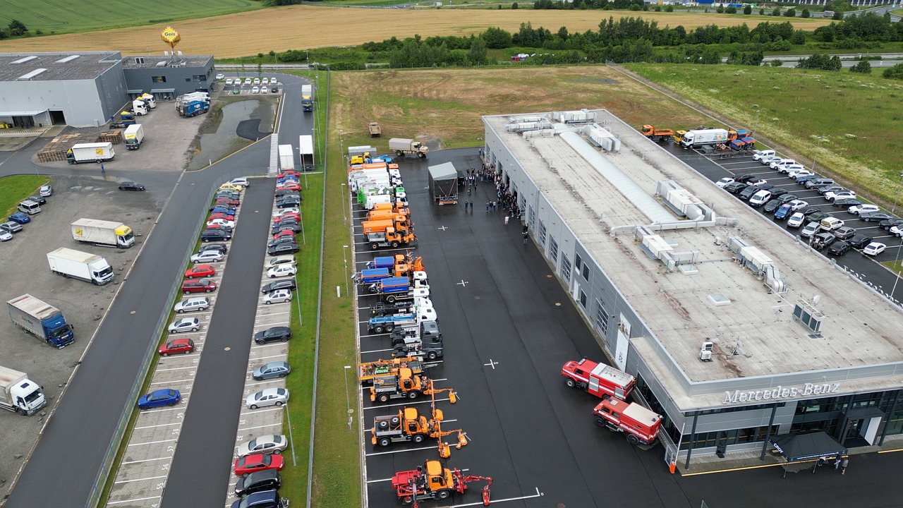 Trucks, Truck Workshop, Grand Opening. Free Stock Video - Pixabay