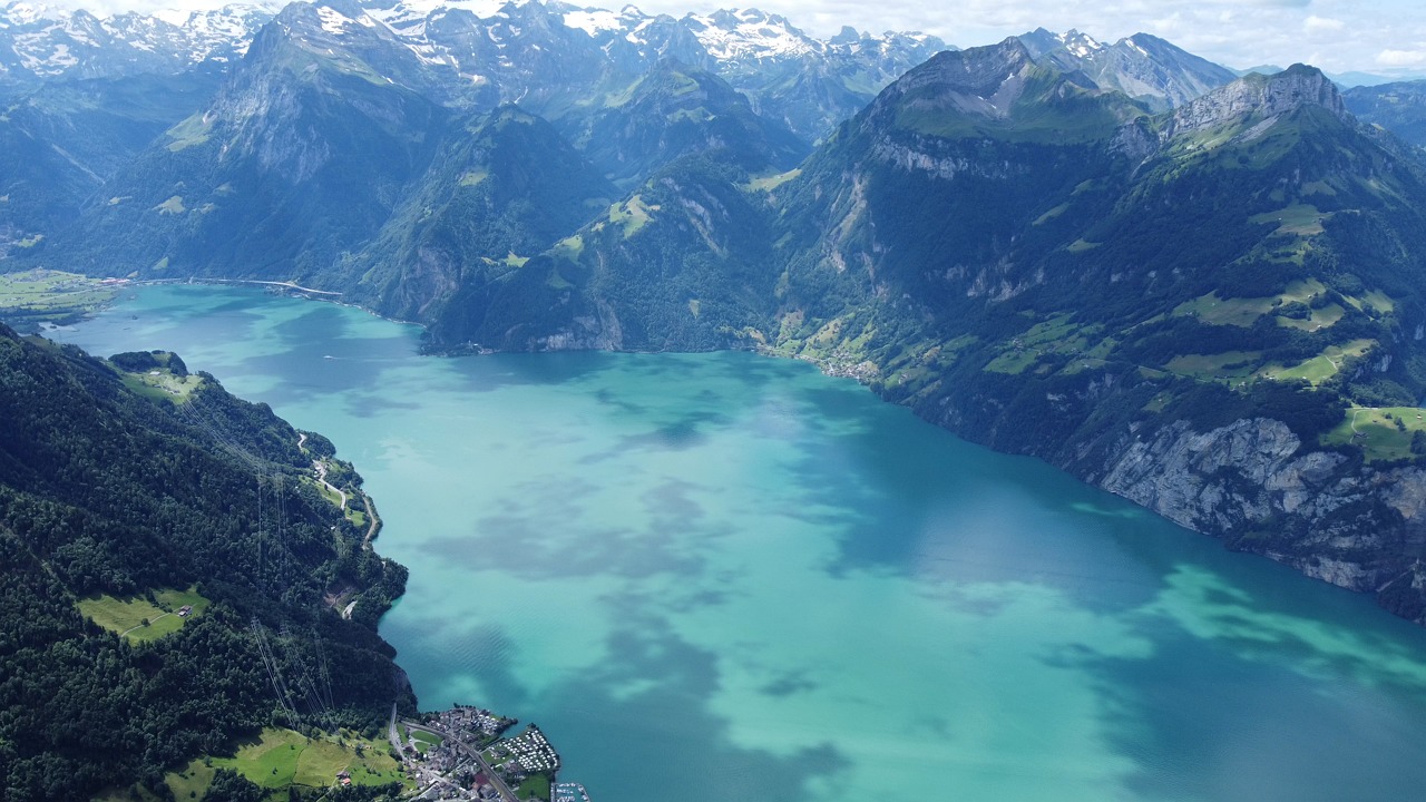 Spatřen Lucerna Videos: Download 11+ Free 4K & HD Stock Footage Clips - Pixabay