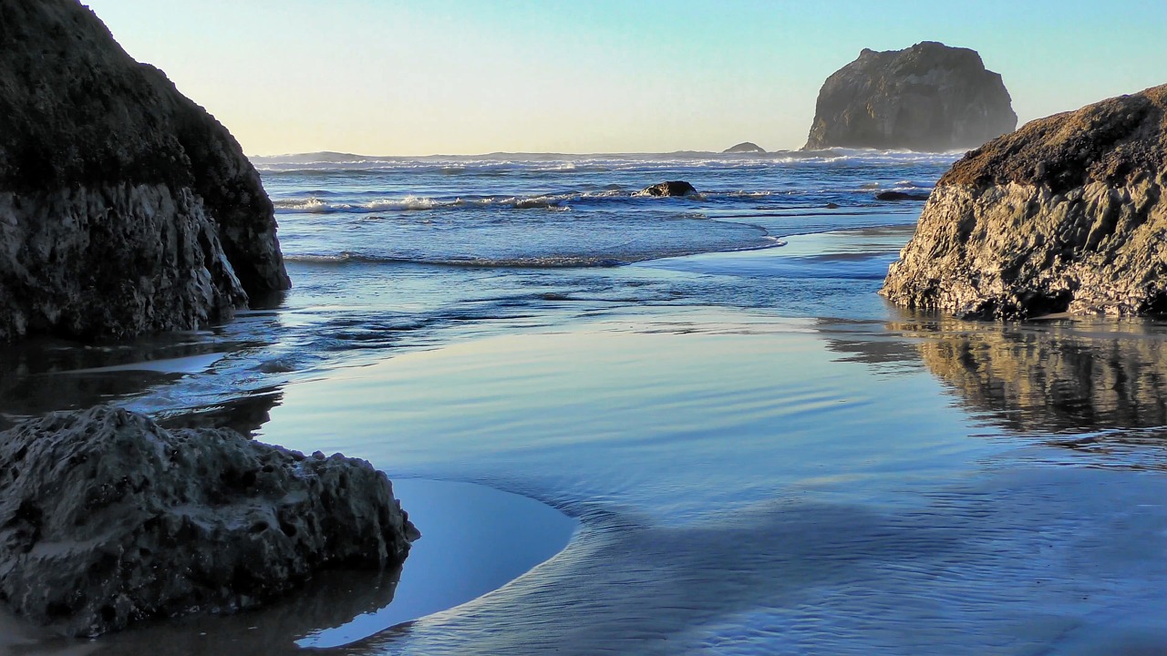 Page 2 - Footprints In The Sand Videos: Download 2,524+ Free 4K & HD Stock Footage Clips - Pixabay