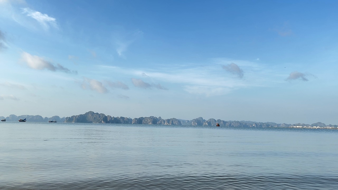 Teluk Ha Long Laut Kapal - Free video on Pixabay
