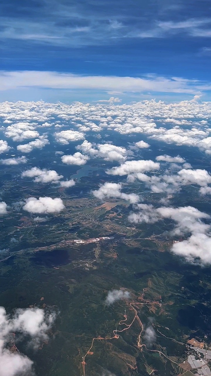 Tampak Atas Awan Langit Jendela - Free video on Pixabay